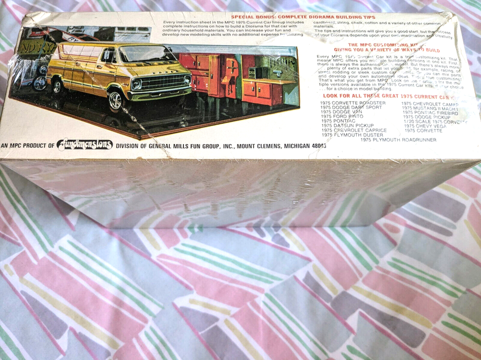 SUPER RARE! *FACTORY-SEALED *ORIGINAL VINTAGE MPC 1975 DODGE VAN KIT ...