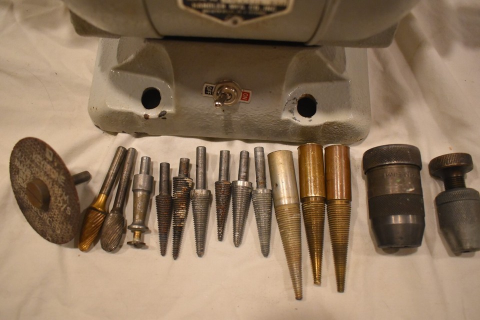 Red-Wing Handler Dental Lathe Polishing Grinder Buffer 26A 1/4 HP AC ...