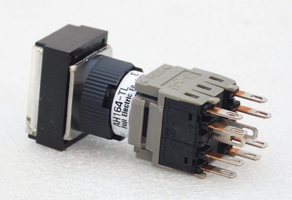 NOS FUJI ELECTRIC AH164-TL ILLUMINATED PUSH BUTTON SWITCHES 164,165 ...