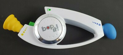 Bop It Hand Held Hasbro 2008 Twist Pull Shout & McPlay Mini Travel Bop ...
