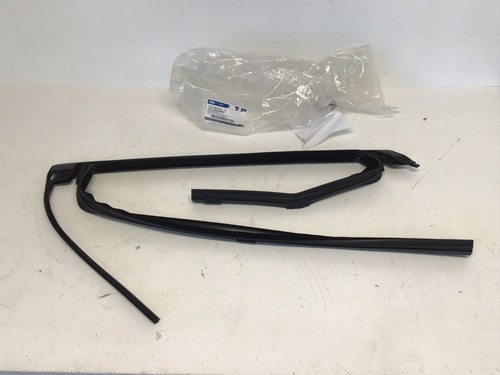 2016-2017 Ford Edge OEM Right Rear Door Run Channel Weatherstrip FT4Z ...