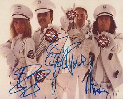 Cheap Trick Autographed 8x10 Robin Zander Rick Nielsen Tom Petersson ...