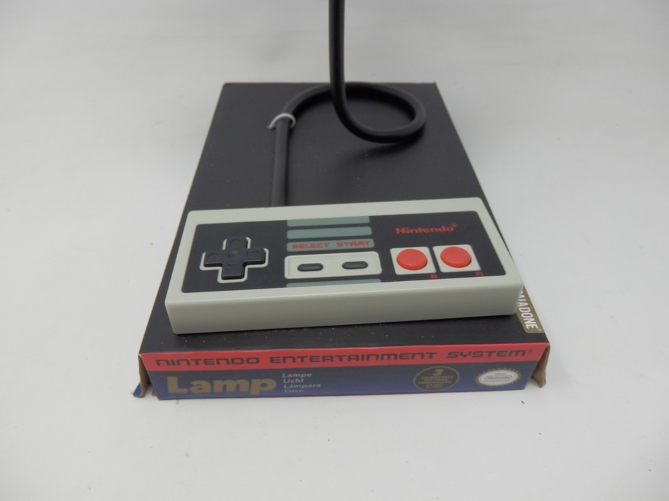 NEW Paladone NES Nintendo Entertainment System Controller Super Mario ...