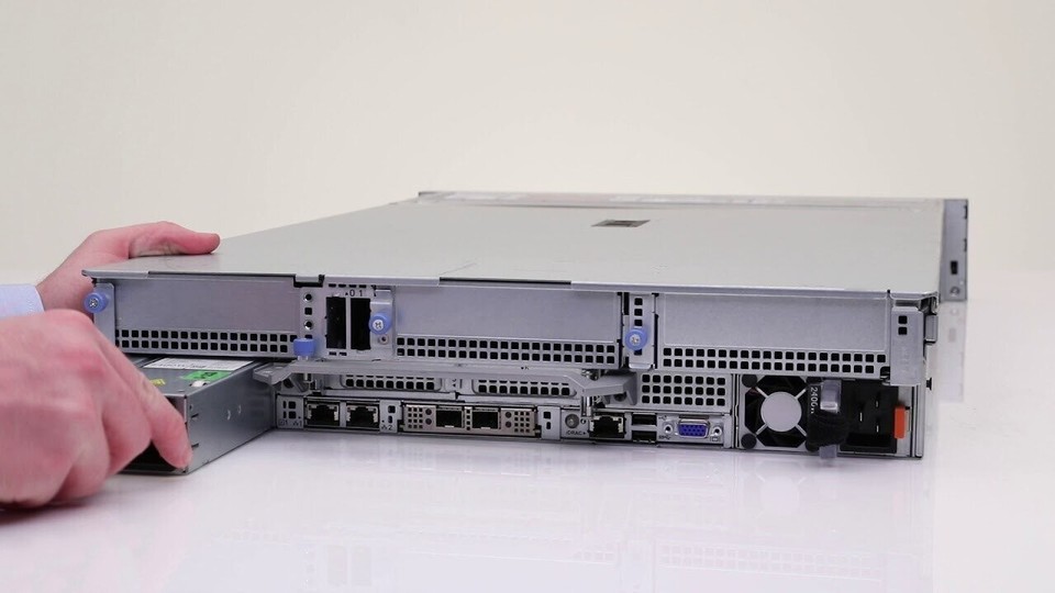 Dell PowerEdge R7525 H745 24x 2.5" (8x NVMe) 2x 7452 CPU 16x 32GB 2933Y ...