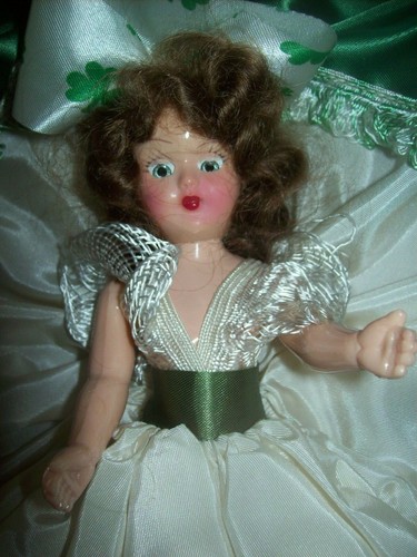 Vintage LOVELY MARY JANE DOLL #907 GIRL FROM IRELAND w/ Original Box ...