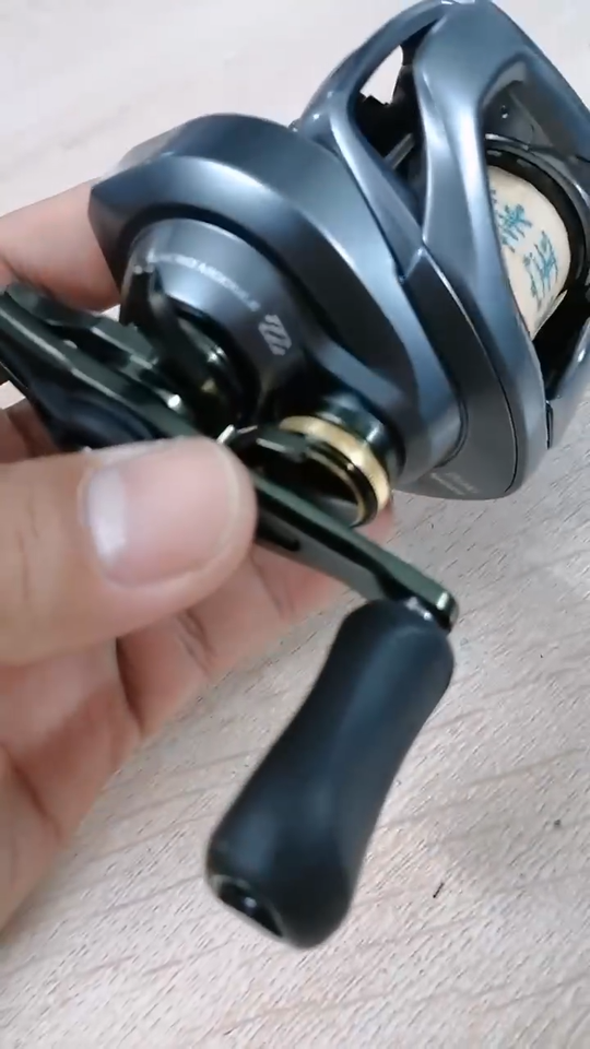 MINT Shimano 18 Curado DC 151HG Fishing Reel with BOX | eBay