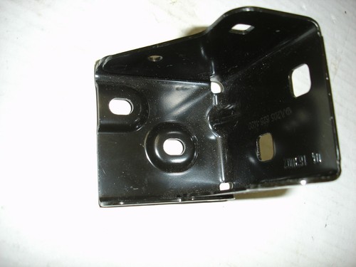 MERCEDES-BENZ A 2056261400 UPPER TIE BAR ATTACHMENT ANGLE BRACKET RIGHT ...