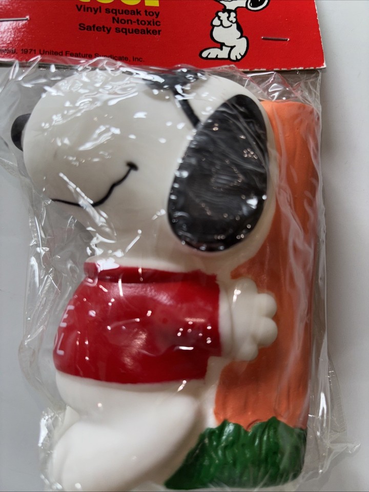 1971 Snoopy Joe Cool Vinyl Squeak Toy By Conagra Pet Product MIB hard ...