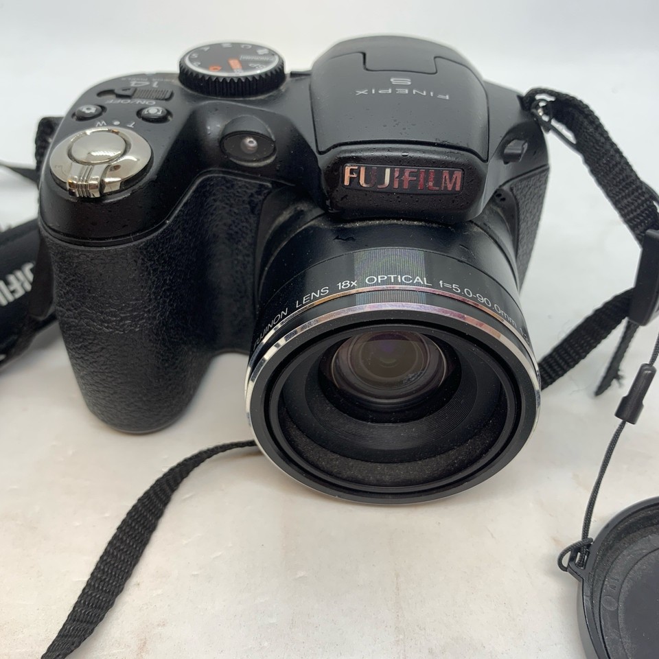 Fujifilm FinePix S Series S2980 14.0MP Digital Camera-Black - With case ...
