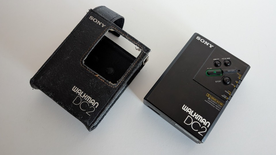 Sony WALKMAN-DC2 mit Originaltasche, funktionsfähig, gebraucht | eBay.de
