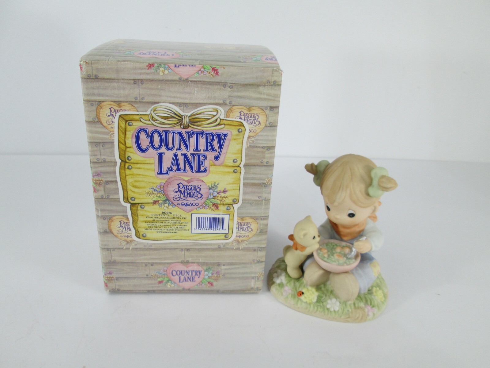 Precious Moments Country Lane Collection Peas Pass The Carrots 1997 ...