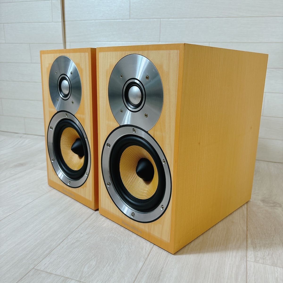 Bowers & Wilkins CM1 speaker pair Serial number Maple Rare Bowers & Wilkins CM1 speaker pair Serial number Maple Rare