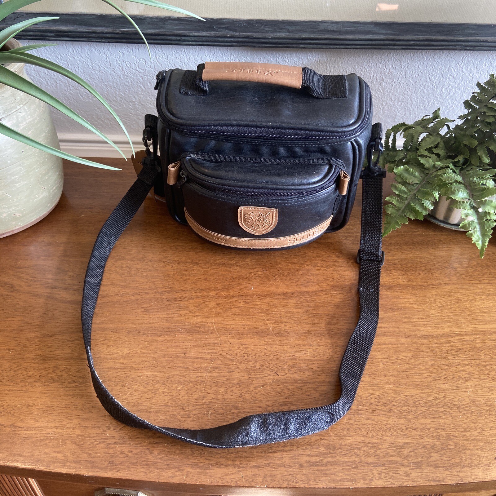 Solidex Classics Performance Video Leather Camera Camcorder Bag | eBay