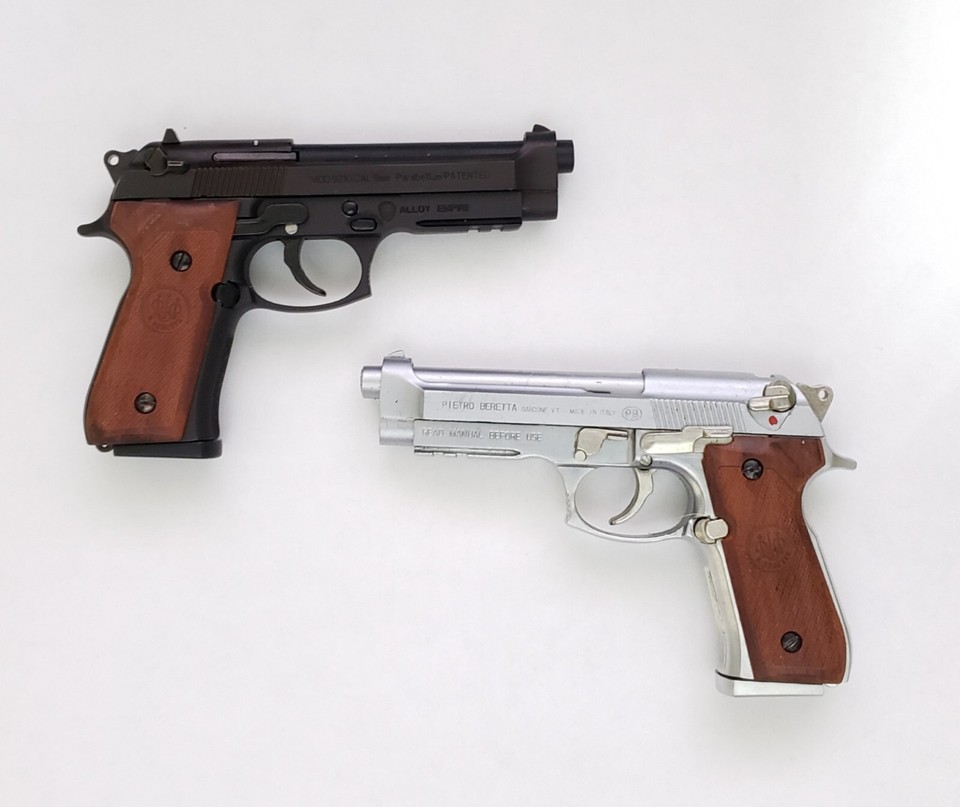 ALLOY EMPIRE Beretta M92 A1 Shell Eject COLLECTOR Toy Gun 1:2 Mini Guns ...