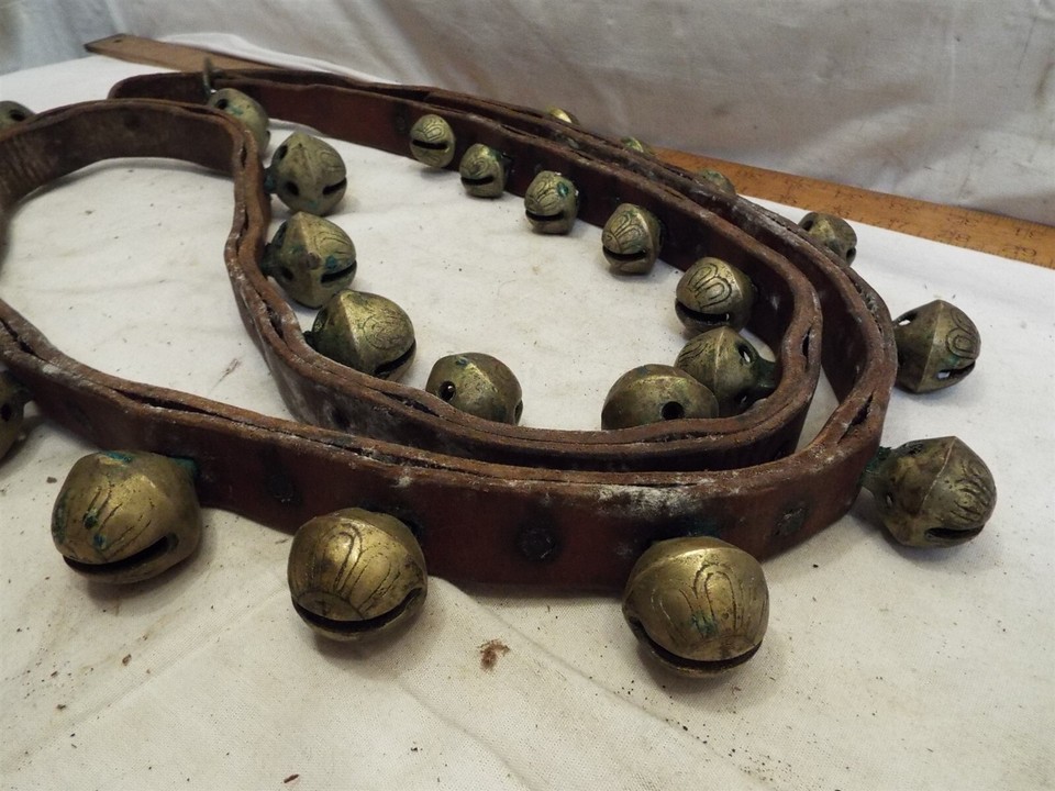 25 Antique Graduated Set Bronze/Brass Sleigh Neck Bells Horse Musical ...