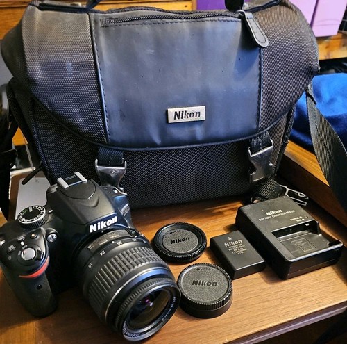 Nikon D3200 Camera With 18-55mm Lens , Battery And Charger | eBay