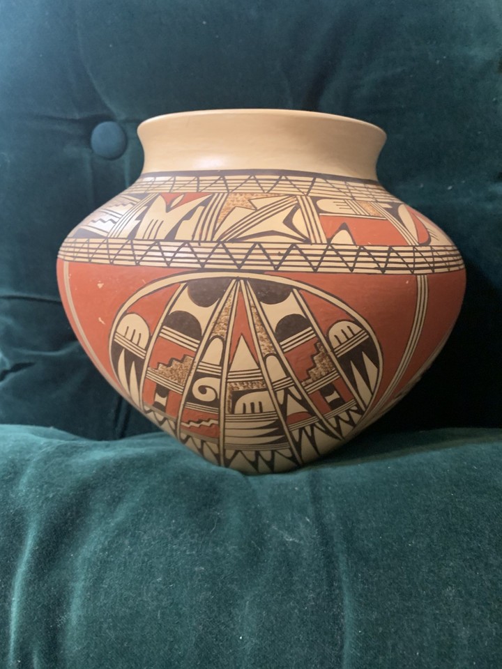 ROBERTA YOUVELLA SILAS Western Native American Indian HOPI-TEWA Pottery ...