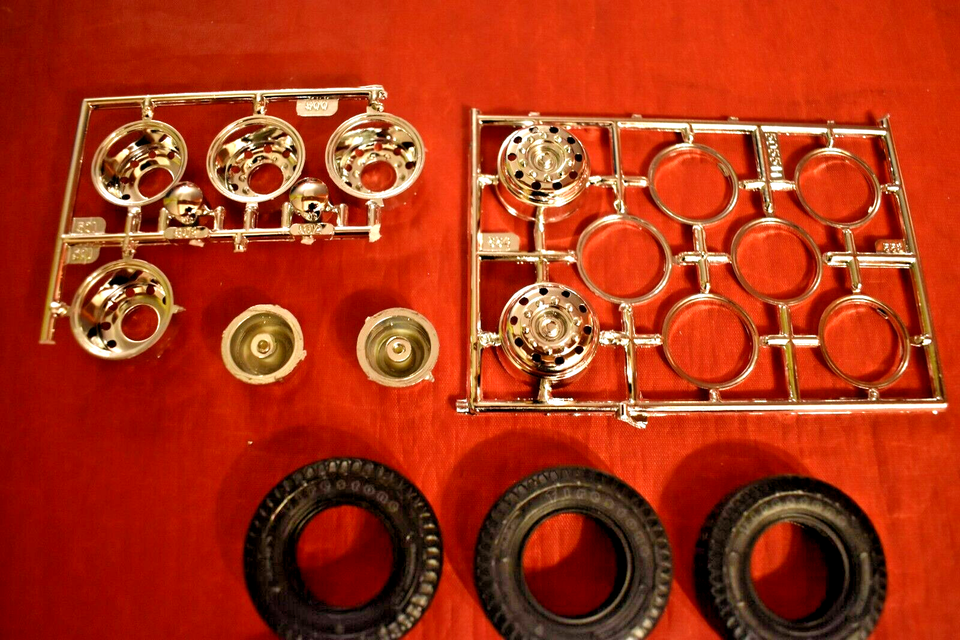 AMT Ford LN 8000 Race Car Hauler Wheels and Firestone Tires 1/25 | eBay