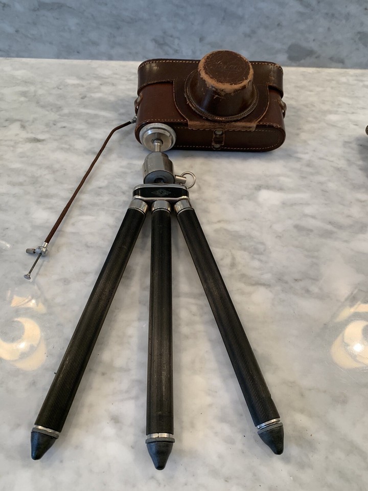 Vintage 1940s Leica IIIc 35 mm Camera with Tripod and Manuals | eBay