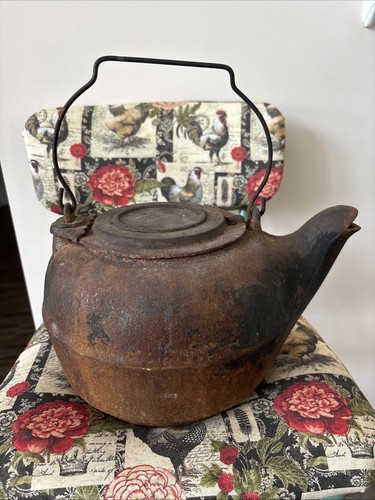 Antique Cast Iron Campfire Tea Kettle No. 8–Black with Swivel Lid ...