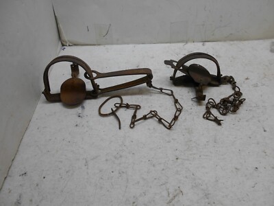 2 vintage traps triumph 215 high grip victor oneida com no-2 jump trap ...