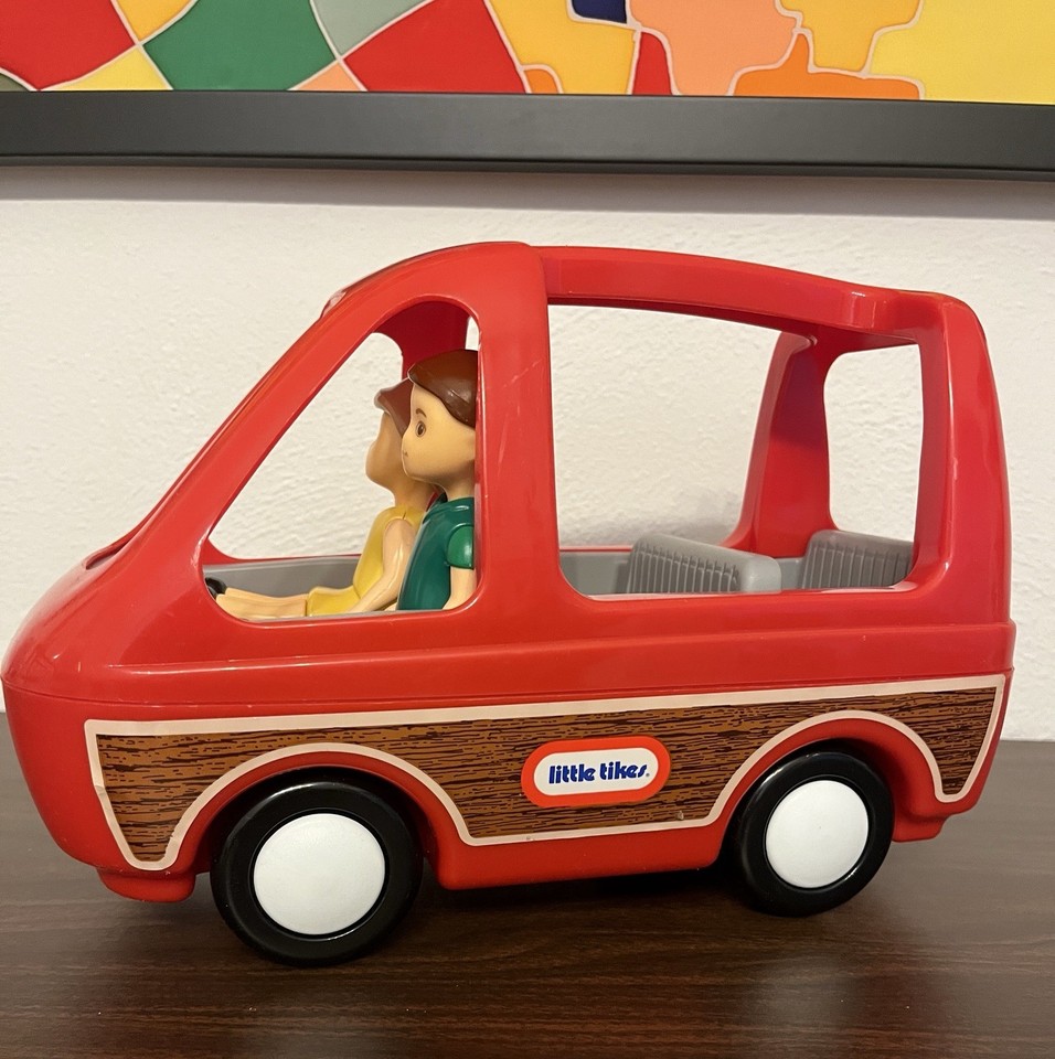 Vintage 1980s Little Tikes Red Woody Mini Van Dollhouse Family Includes ...