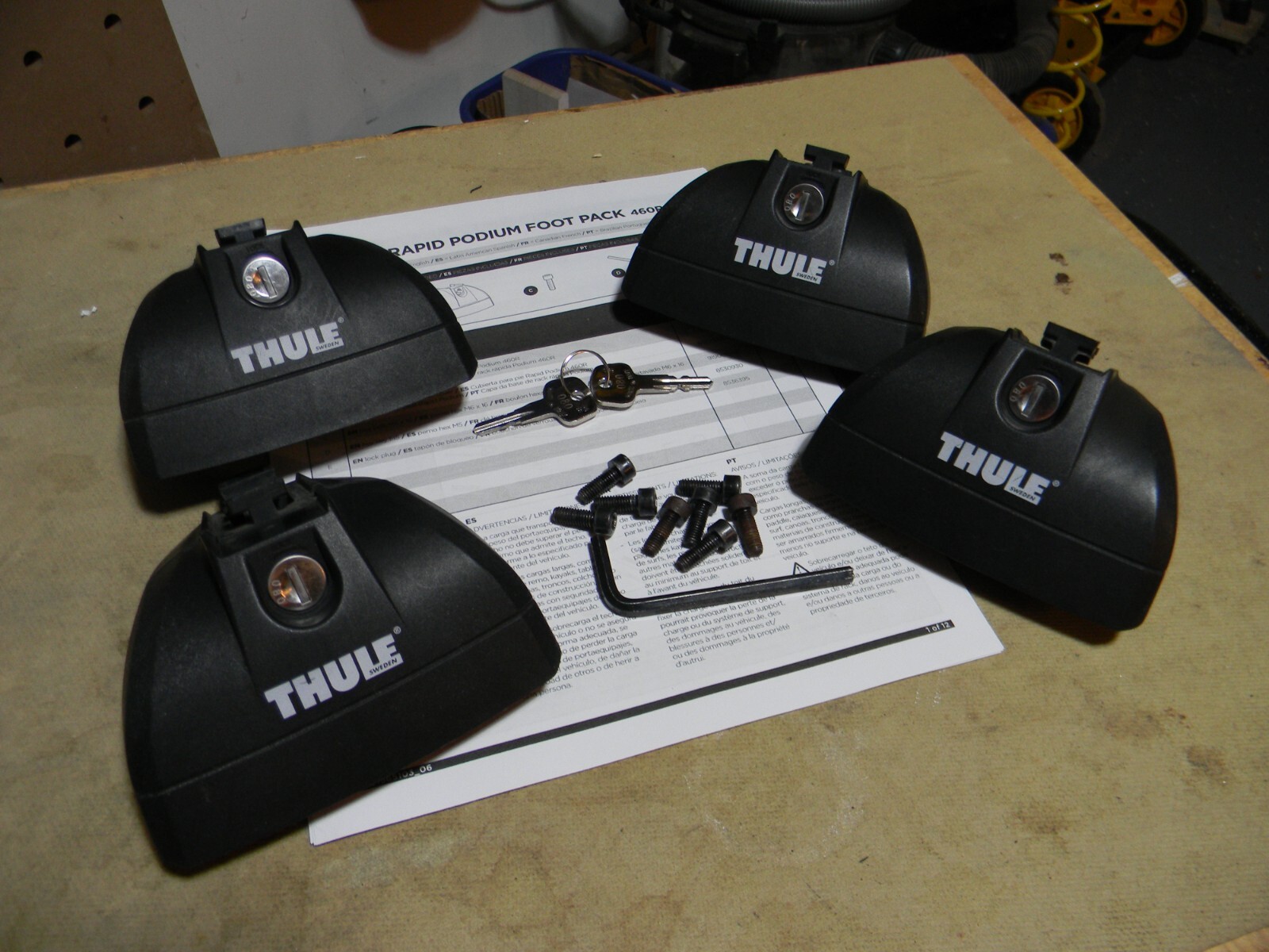 THULE 460R Rapid Podium with lock/keys- Complete Set of 4 w/ Locks & 4 ...