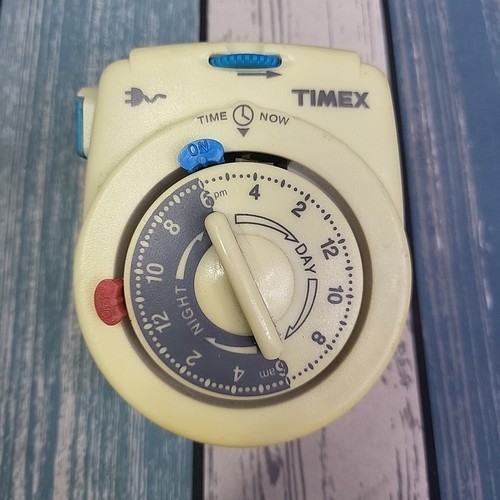 TIMEX Single Setting Timer 15 Amps For Lamps, Fans, Lights W/Pass ...