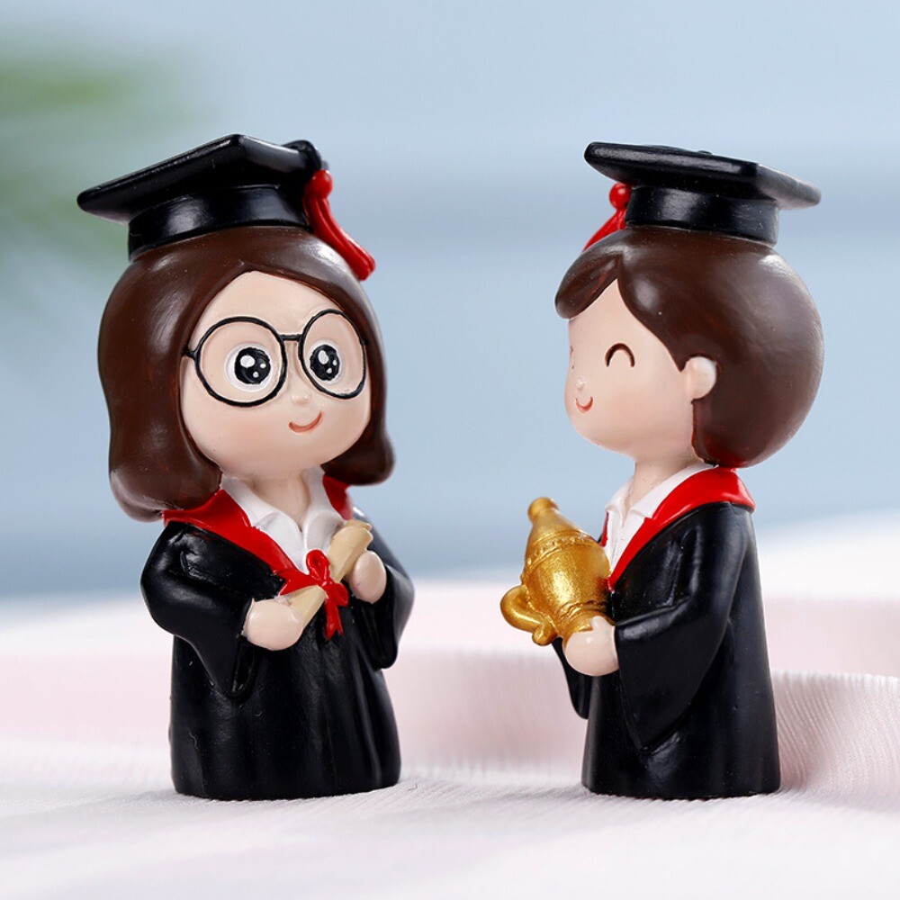 7cm Graduate Cake Adornment Resin Mini Doctor Figurine Party Decoration ...