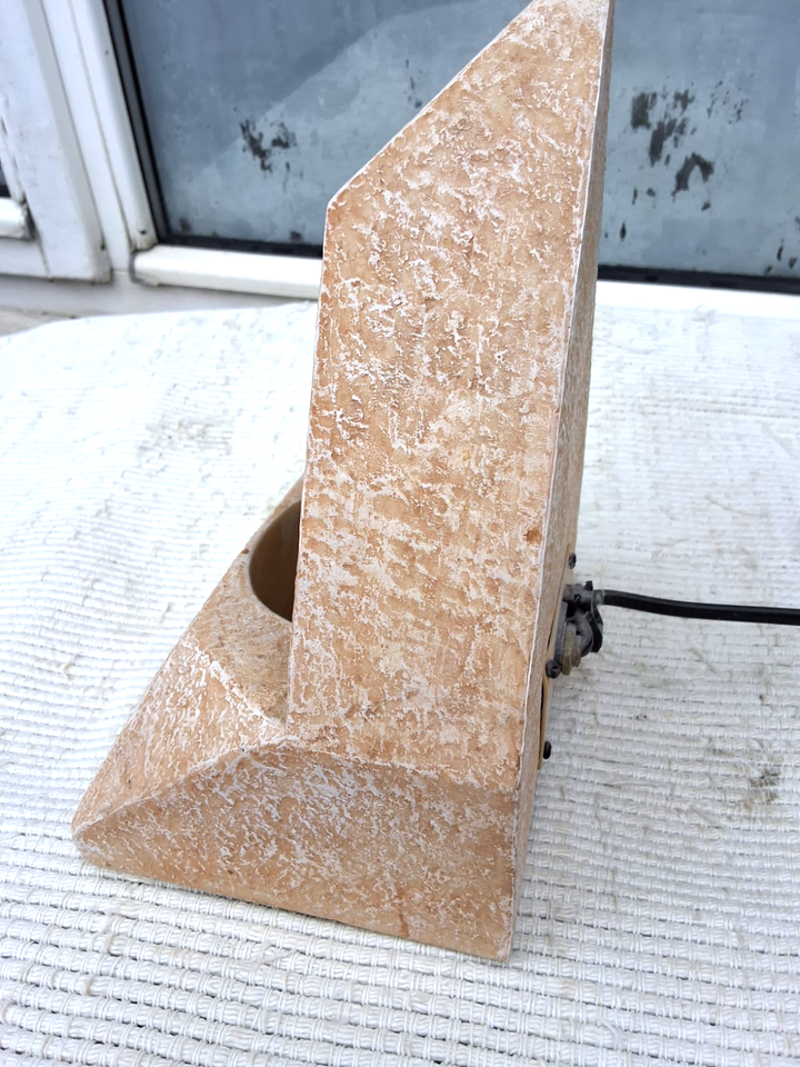 VINTAGE 3D PHARAOH PYRAMID TABLE LAMP LIGHT | eBay