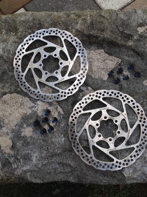 Pair Shimano Deore SM-RT56-S Brake Rotors, 6-Bolt, 160 mm | eBay