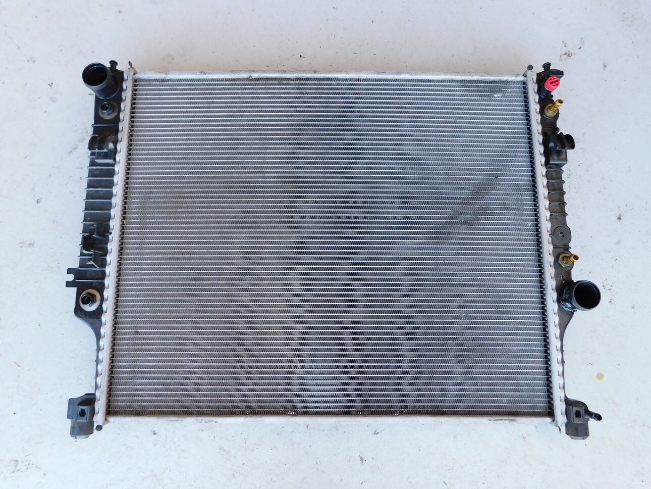 Mercedes Benz M Class ML350 2010 W164 Radiator A2515000603 J108 | eBay