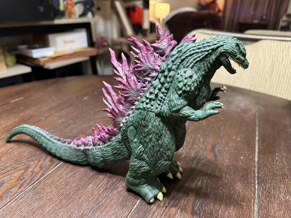 2000 Bandai Real Action Godzilla vs Megaguirus Model Kit Electronics ...