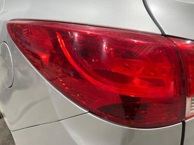 10-15 Hyundai Tucson Driver LH Left Outer Brake Light Tail Lamp (Panel ...
