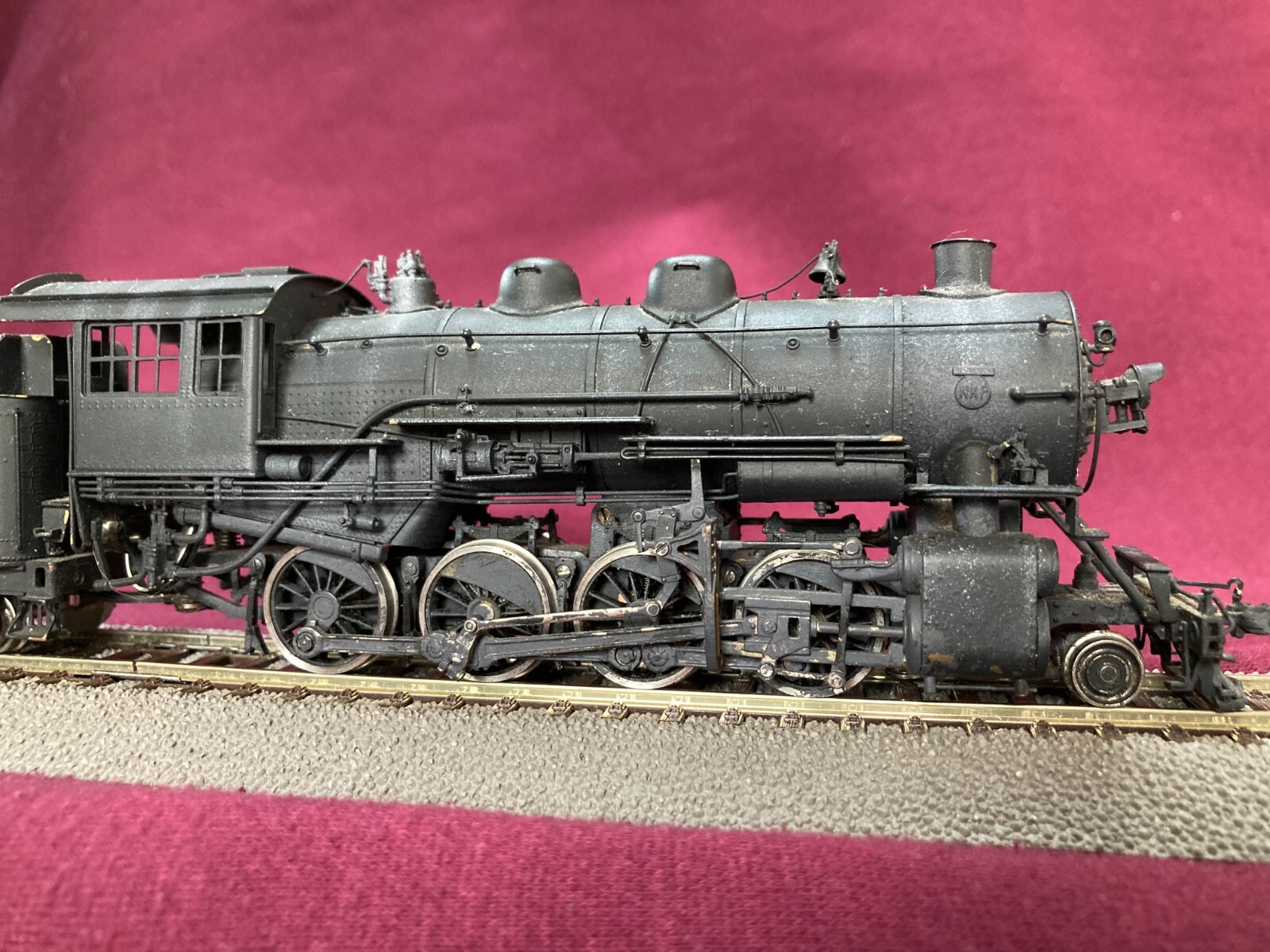 Chicago & North Western CNW Omaha Road Class Z 2-8-0 HO scale steam ...