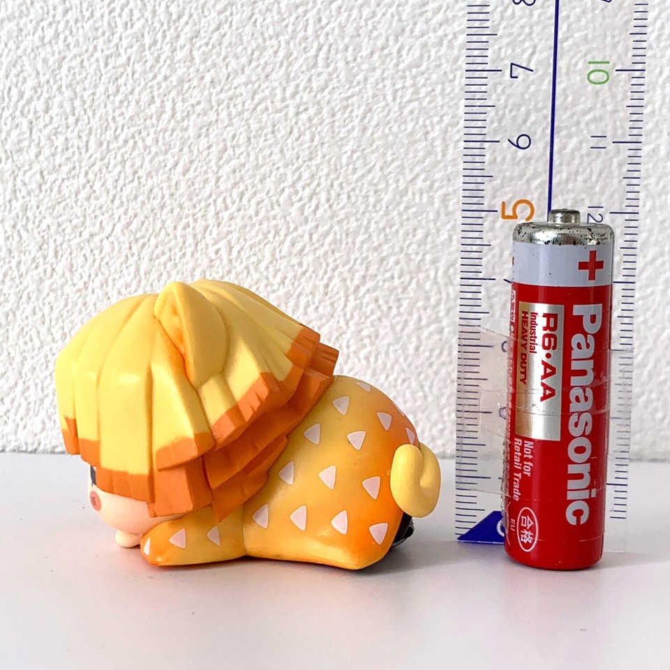 Demon Slayer Kimetsu ZENITSU AGATSUMA Sleep Cat Figure Anime Ohiruneko ...