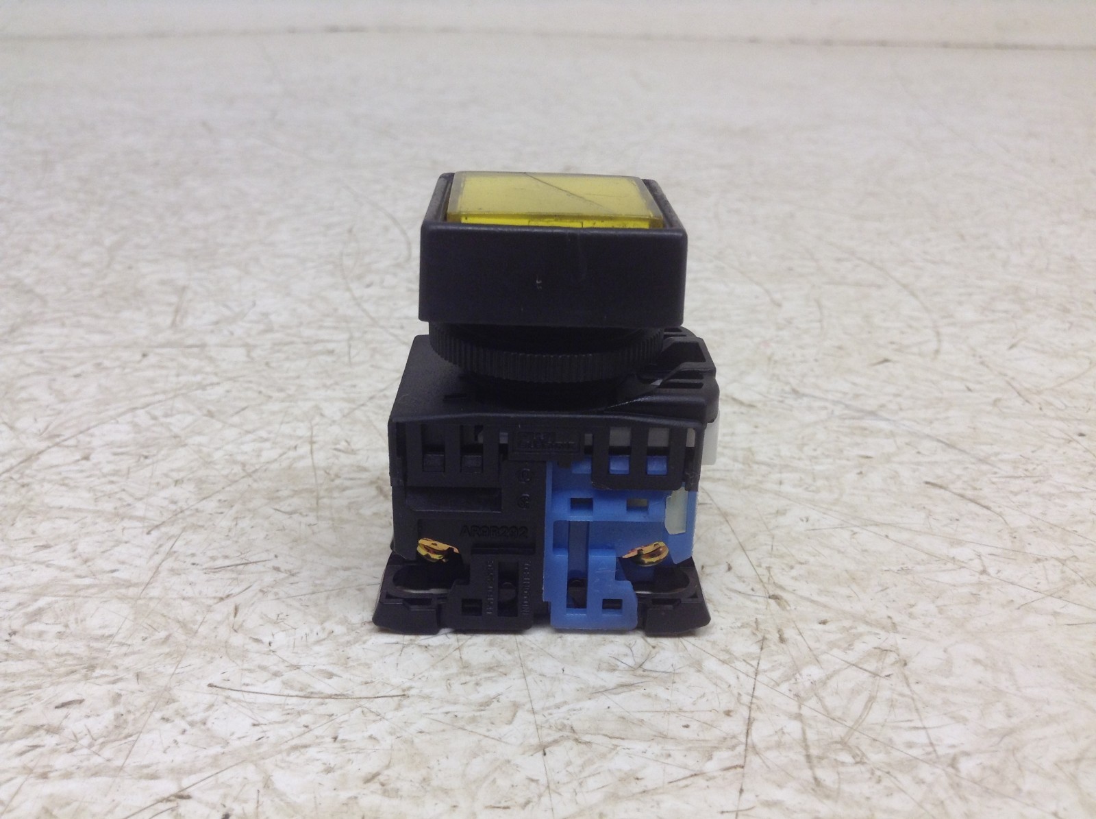 Fuji Electric Illuminated White Square Push Button Ar22f0m E3 for sale ...