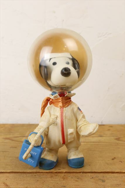Vintage Snoopy Astronauts 1969 Snoopy Figure in Space Suit Vintage Snoopy Astronauts 1969 Snoopy Figure in Space Suit