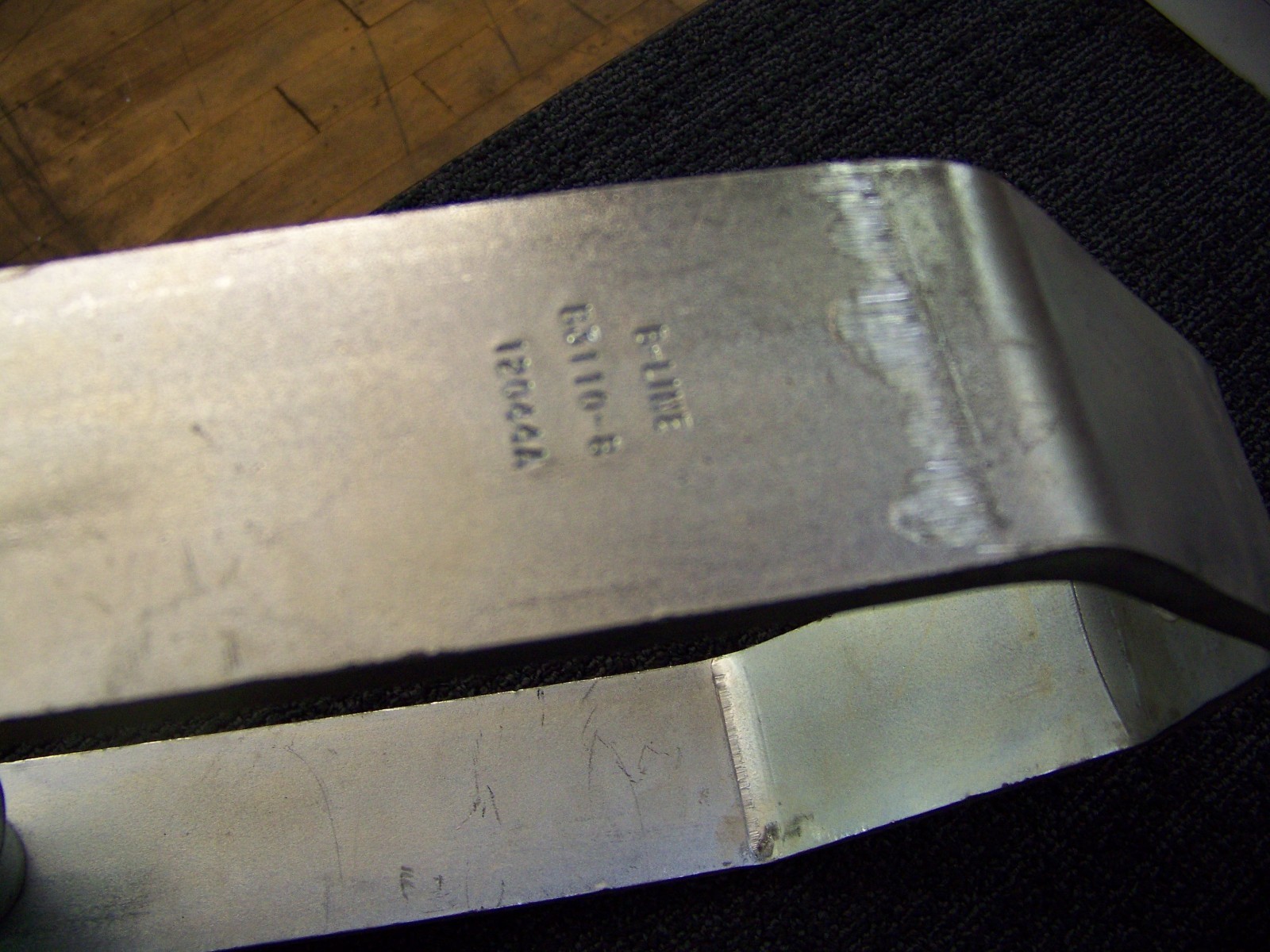 B-Line B3110-8 12044A Adjustable Steel Yoke Pipe Roll 8", 3/4"-10 Zinc ...