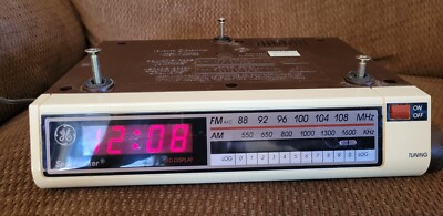 GE SPACEMAKER VINTAGE CLOCK RADIO, DIGITAL DISPLAY 7-4212A Works! | eBay