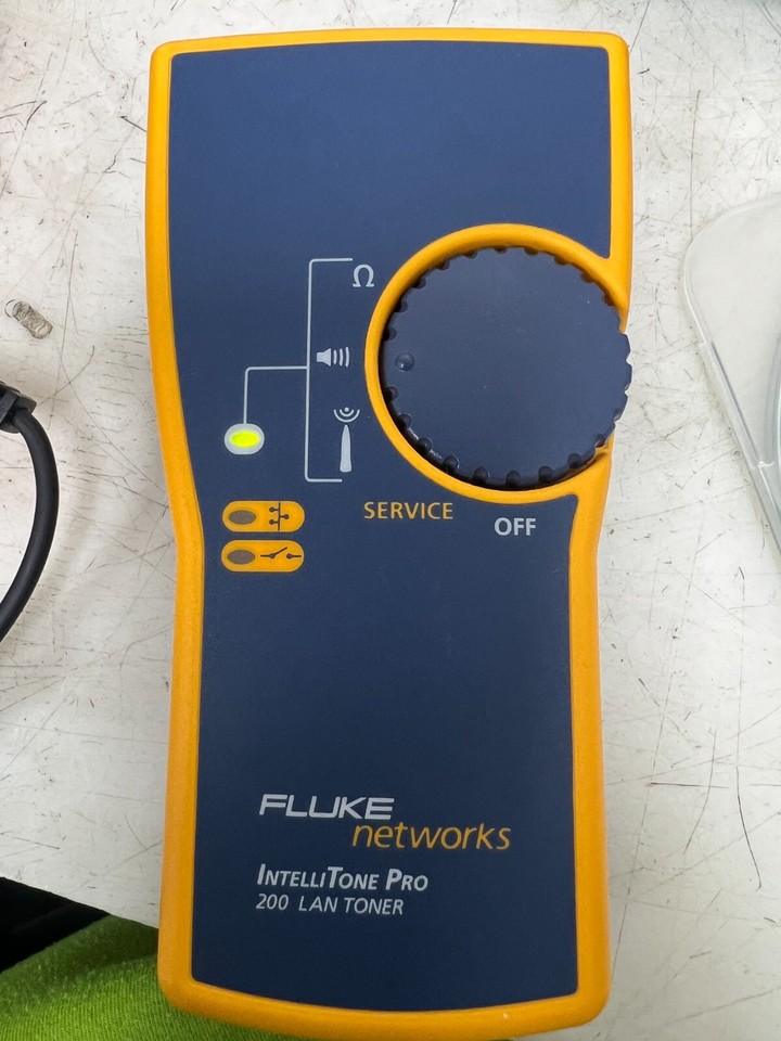 👀 FLUKE NETWORKS LRAT-2000 LINKRUNNER KIT W/ PROBE & TONER & CARRY BAG ...