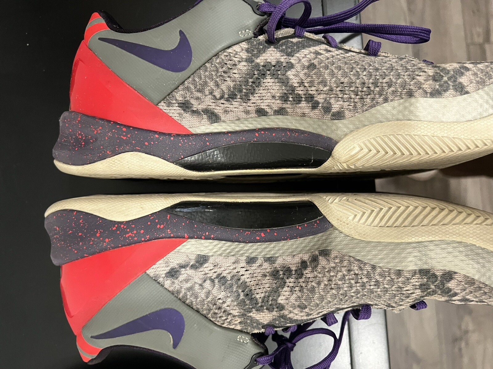 Kobe 8 Mine Grey Wallpaper