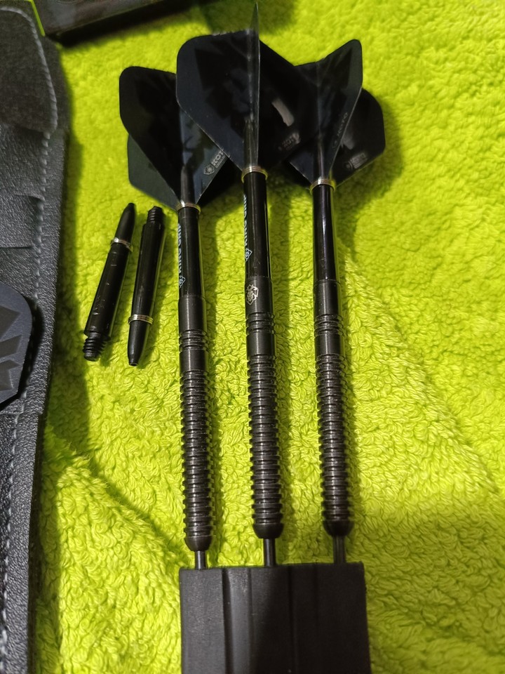 KOTO Sting Black Darts 21g Boxed Steel Tip Tungsten Darts | eBay UK