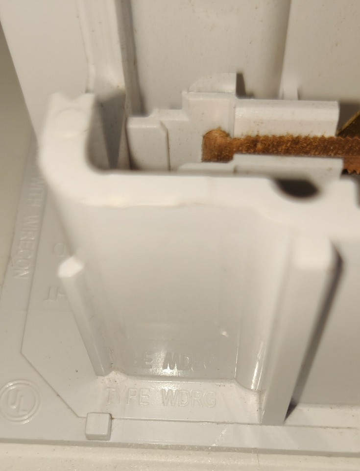 Wirecon Self Contained Single Receptacle Outlet - White WDRG 15A 125V ...