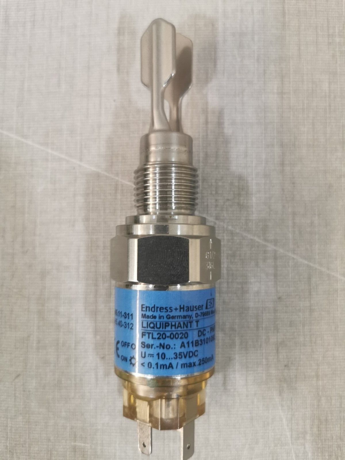 Endress+Hauser LIQUIPHANT T FTL20-0020 P/N 58013823 FTL20- NEW W ...