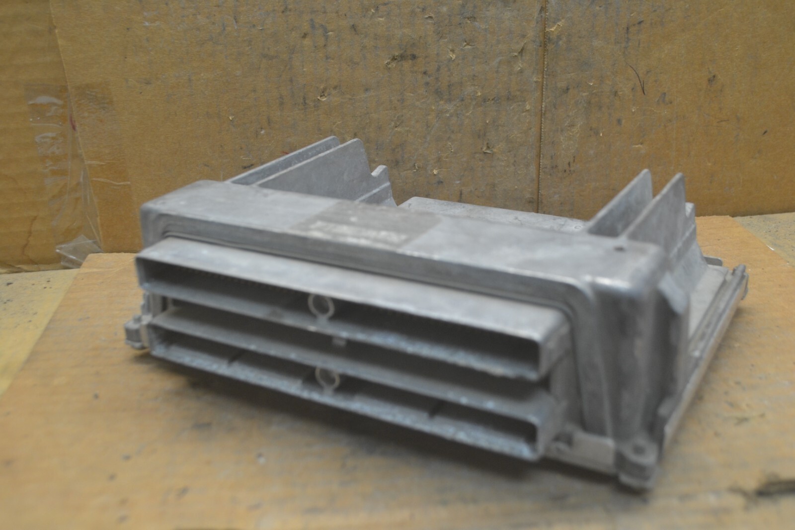 03-06 Chevrolet Tahoe unité de commande moteur ECU 12589463 module 468 ...