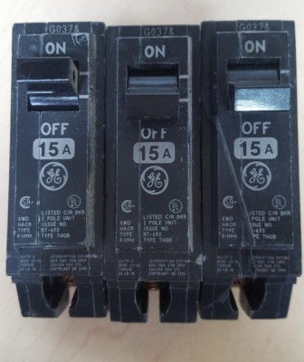GE THQB1115 1 POLE 15 AMP CIRCUIT BREAKER THQB BOLT-ON lot of 3 | eBay