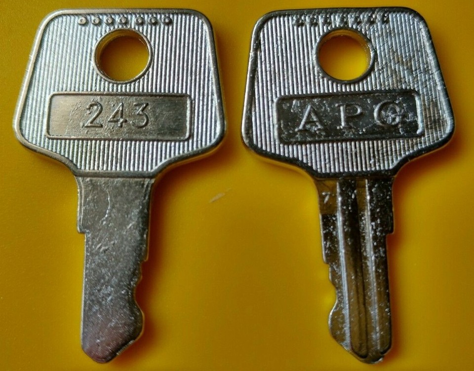 APG 235, 243, 435, 542 Cash Drawer Key Pair - Fits HP, NCR, MICROS ...