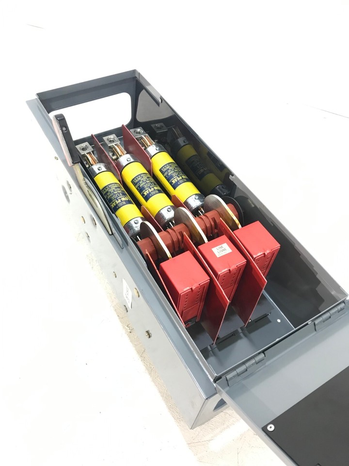 Square D Branch Switch/Disconnect 200 Amp 600 Volt 3 Pole 3 Wire Fused ...