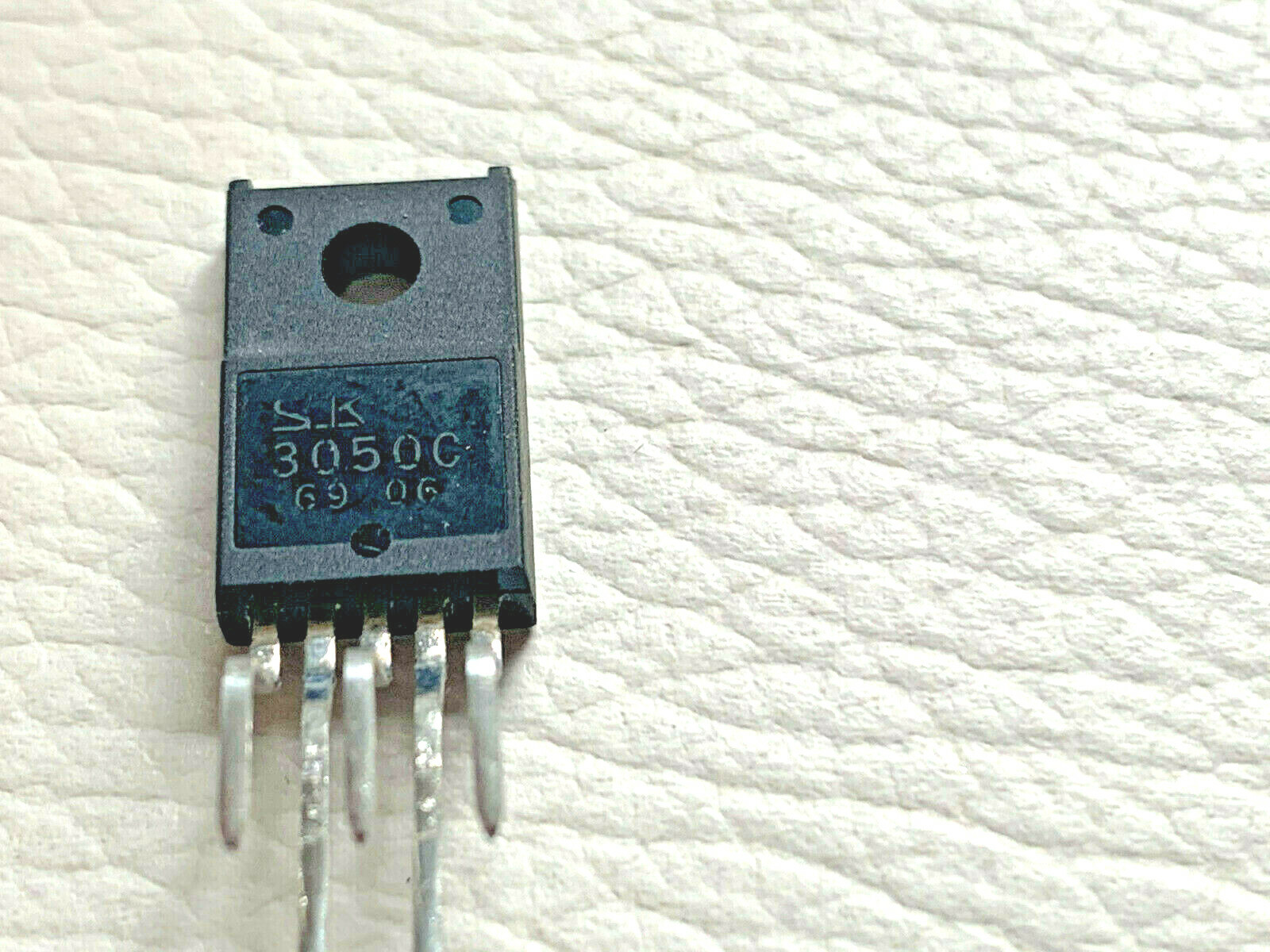 SI3050C Original New Sanken Integrated Circuit New Original SANKEN LOT ...